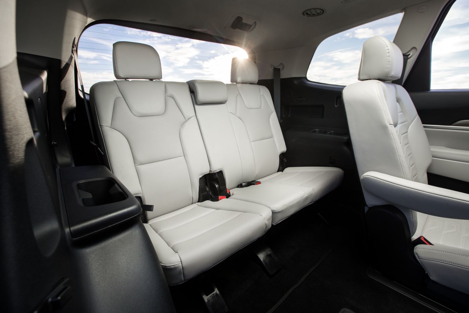 Top 10 SUVs For Rear Legroom In 2020 Rydeshopper